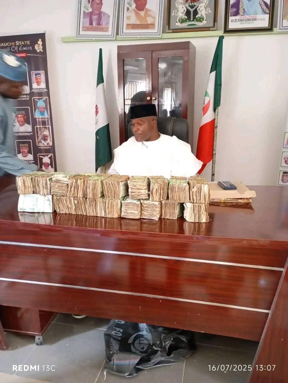 Hon. Yakubu Adamu Donates ₦5 Million for Relief - 247 Ureports