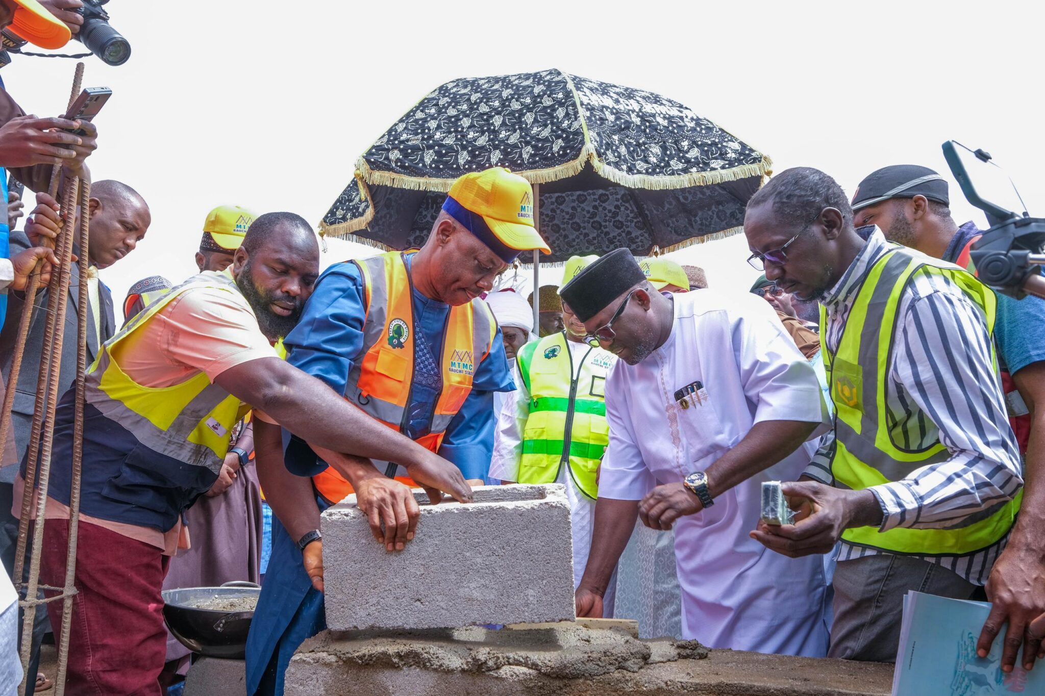 Gov Mohammed Bala Launches Construction of Modern Markets - 247 Ureports